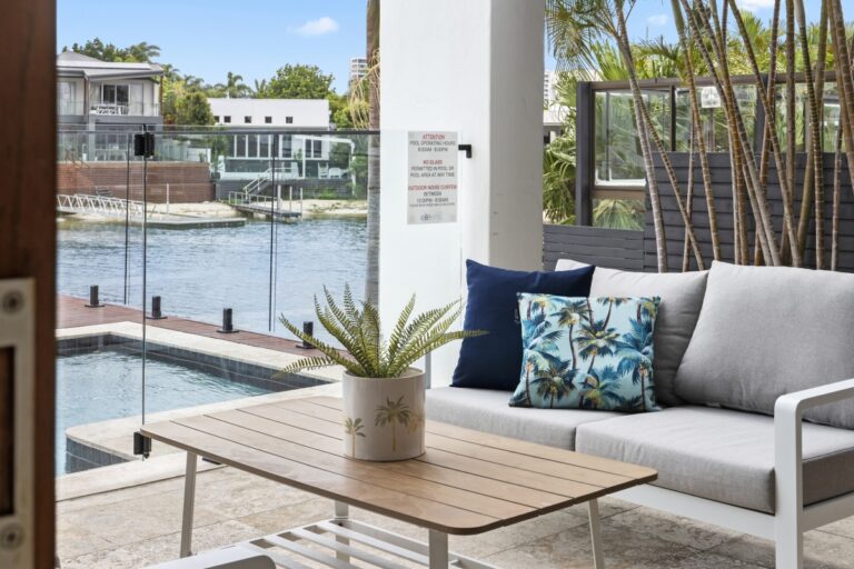 Sunbreeze - Luxury Gold Coast Holiday Homes